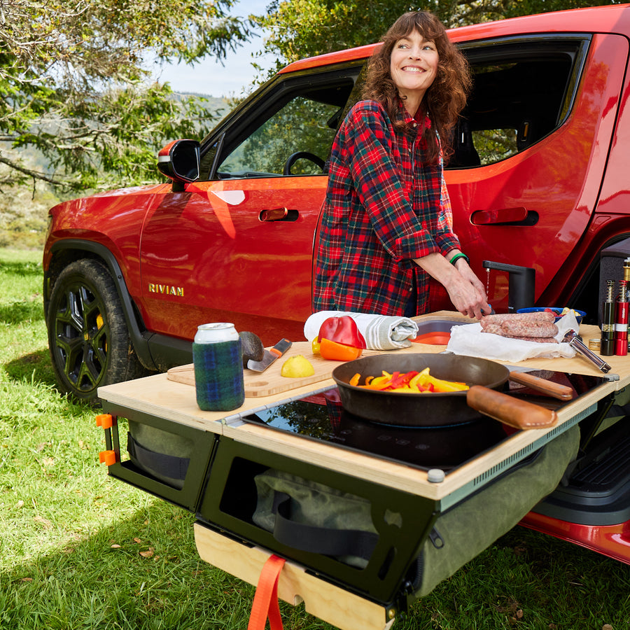 Introducing the Overland Camp Kitchen! – Thunderbolt Adventure Supply